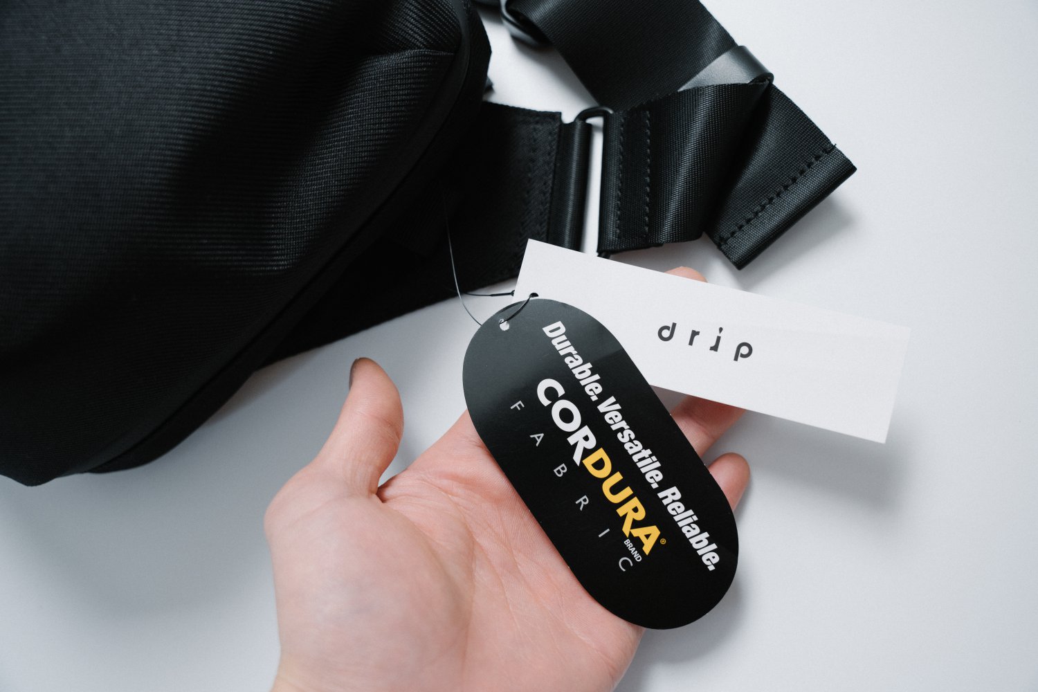 iPadユーザーのためのボディバッグ『HALF DAYPACK』 | drip（ドリップ） インフルエンサー/ブログマーケティングサービス「drip」